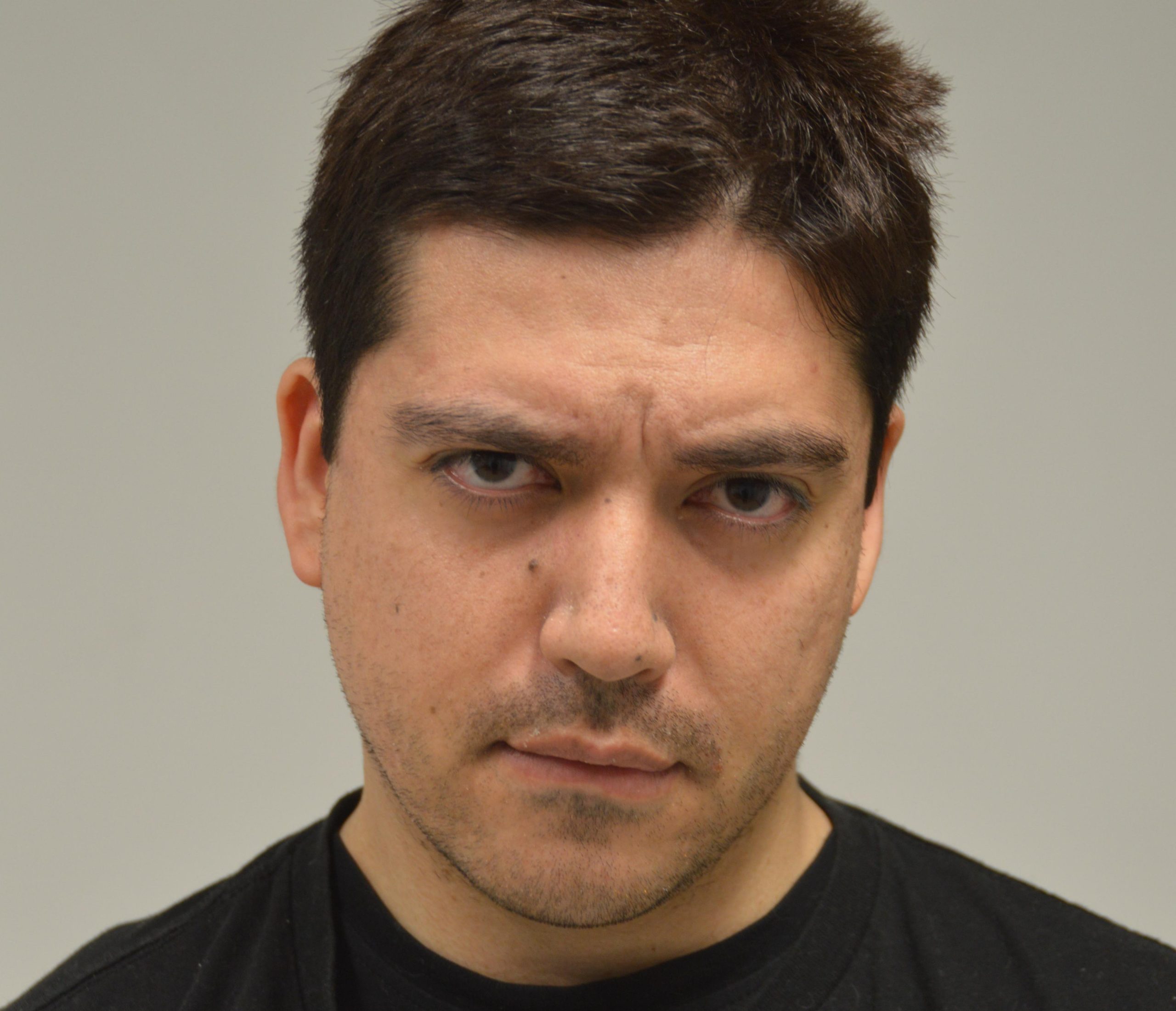 Porno juvénile et délits sexuels: plusieurs accusations portées contre Daniel Carter - Coup d’œil