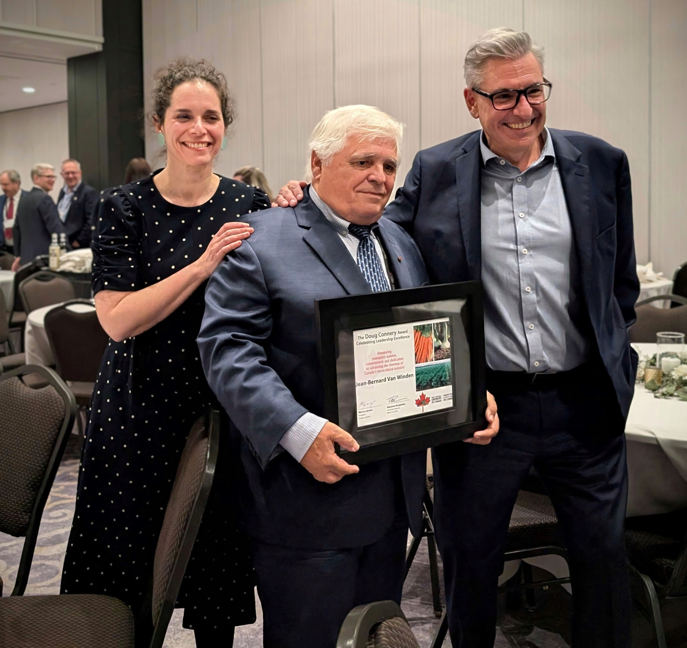Jean-Bernard Van Winden reçoit le prix Doug Connery - Coup d’œil